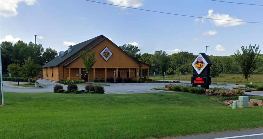 Mutt’s BBQ in Easley - Destination BBQ