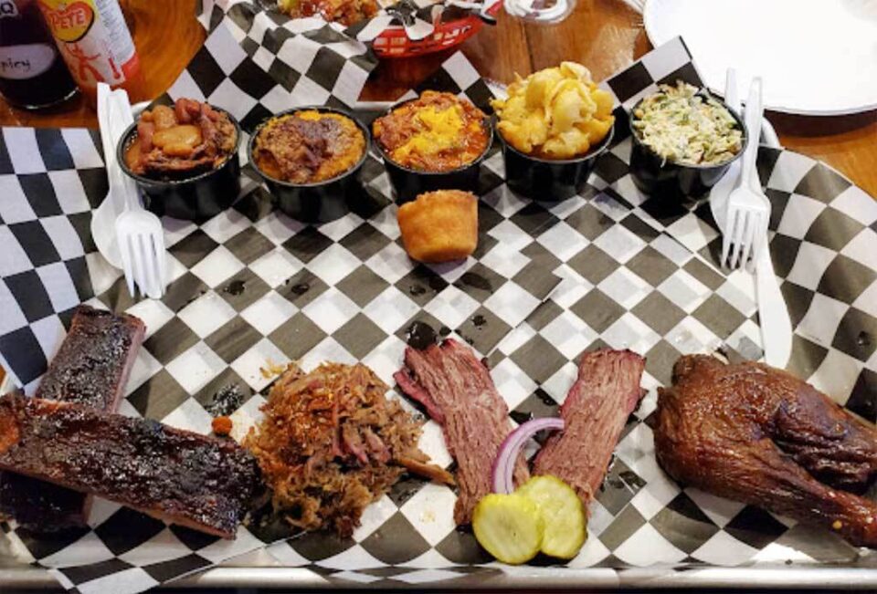 The Spotted Pig BBQ Restaurant in Fair Play, SC - Destination BBQ