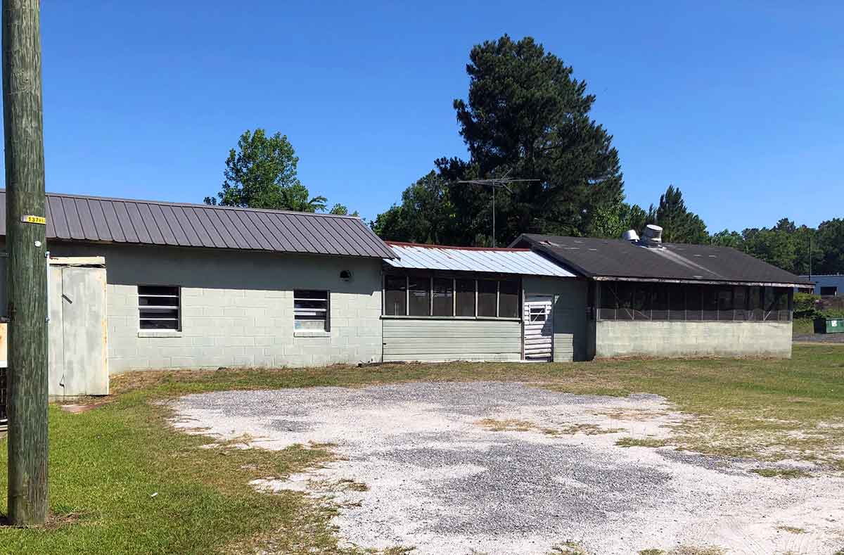 McCabe’s BBQ Restaurant in Manning, SC - Destination BBQ