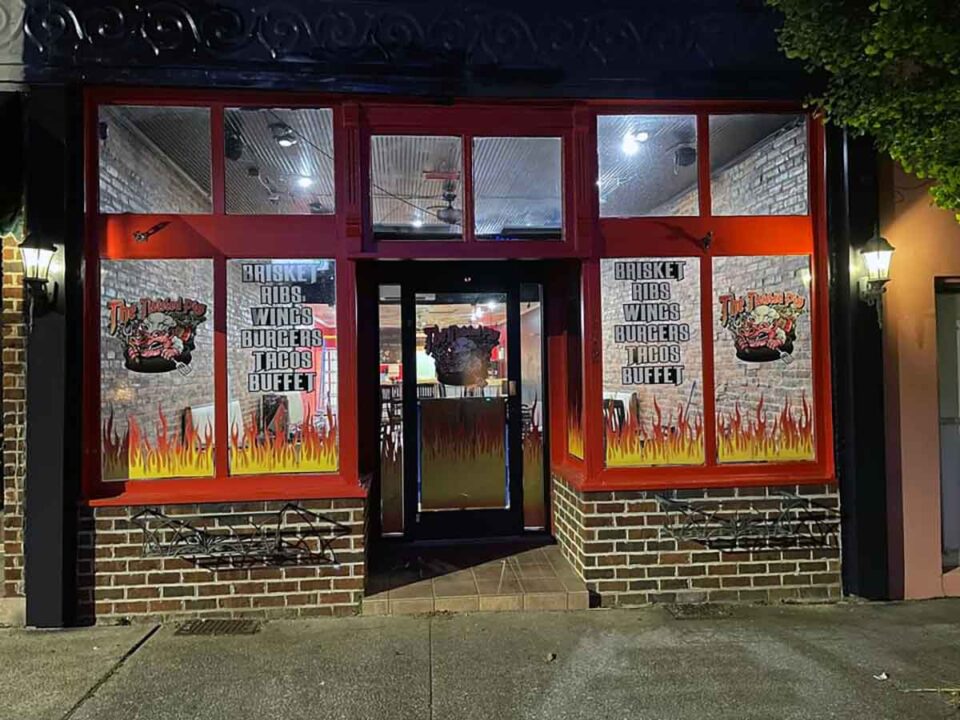 The Twisted Pig BBQ and More in Summerton - Destination BBQ